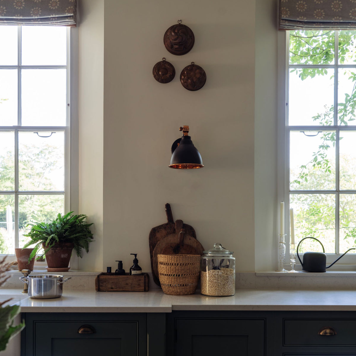 A Guide to Choosing Wall Lights – Hand Forged