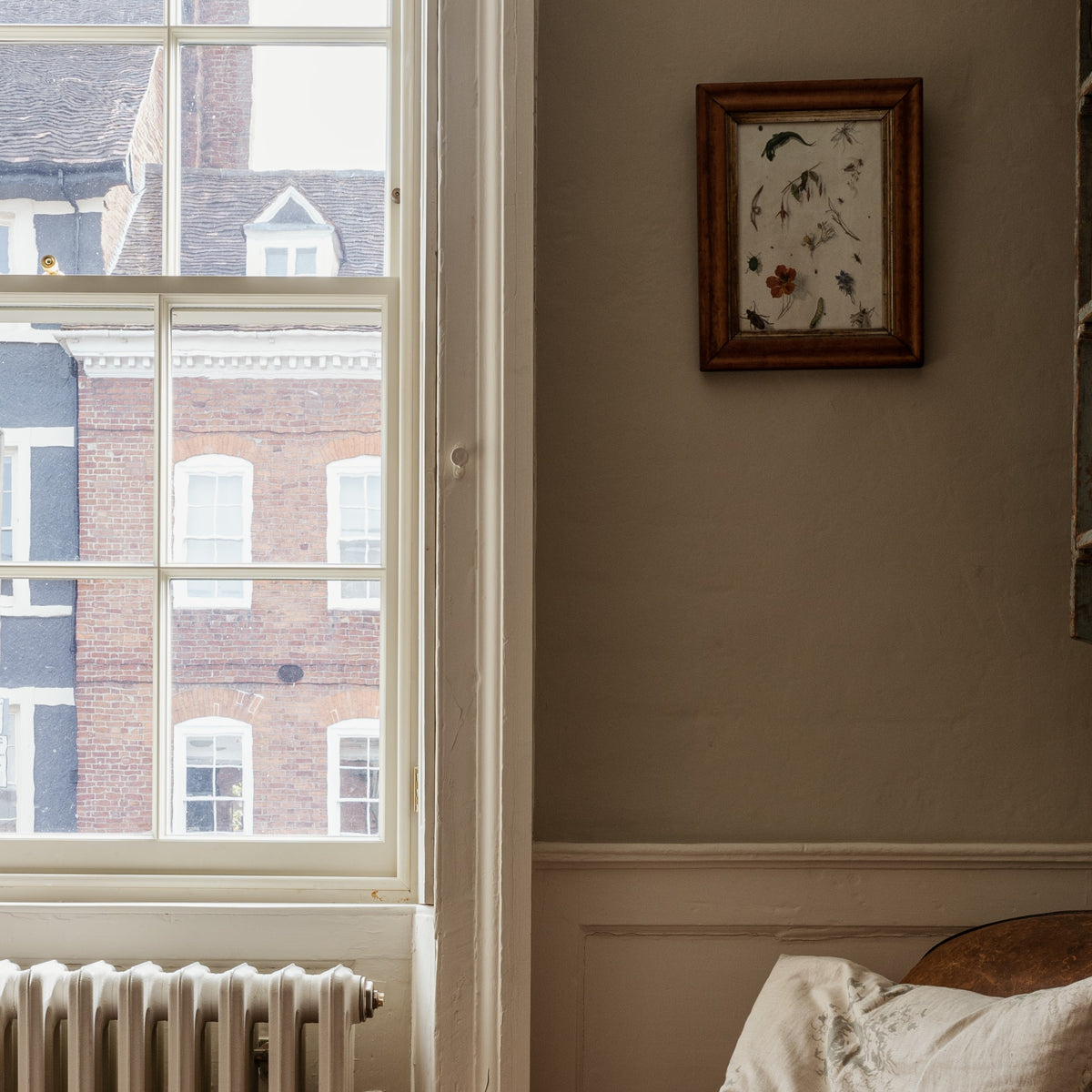 A Guide to Sash Window Hardware – Hand Forged