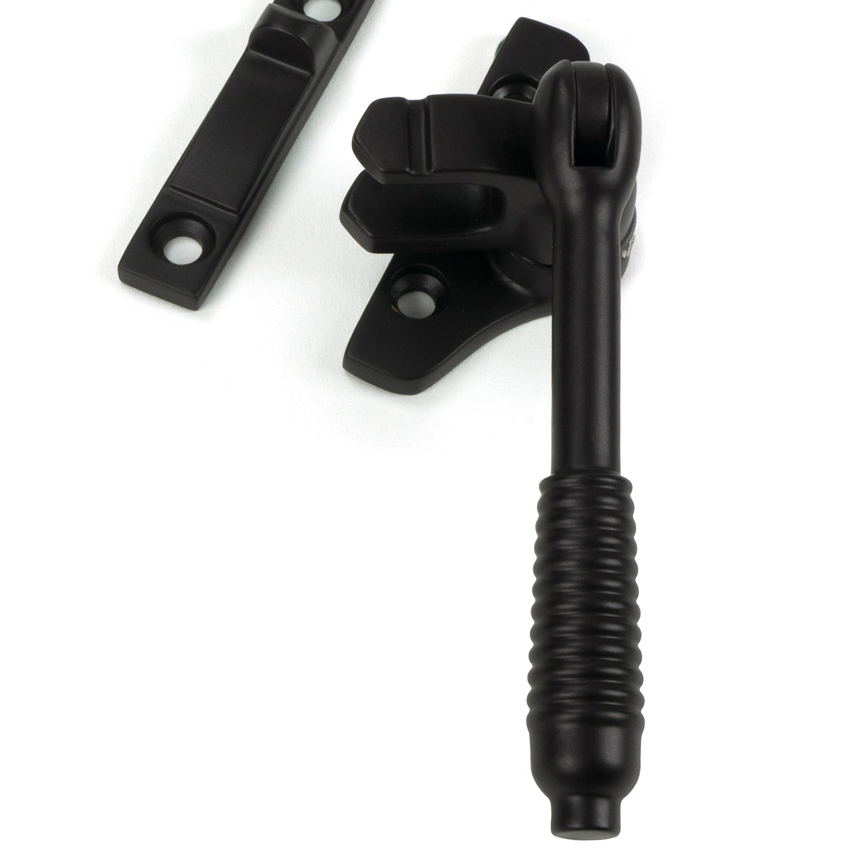 Night-Vent Locking Reeded Fastener (Steel Window) – Hand Forged