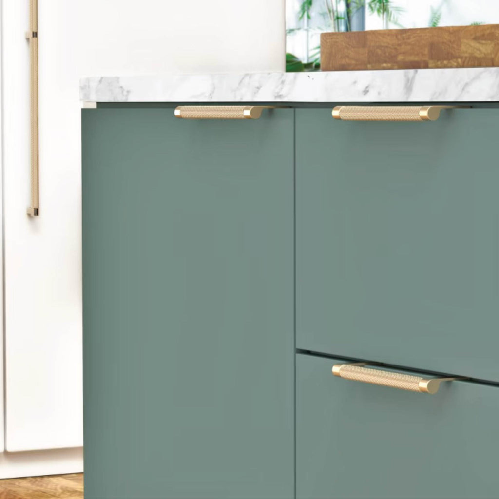 Cabinet Edge Pulls – Hand Forged